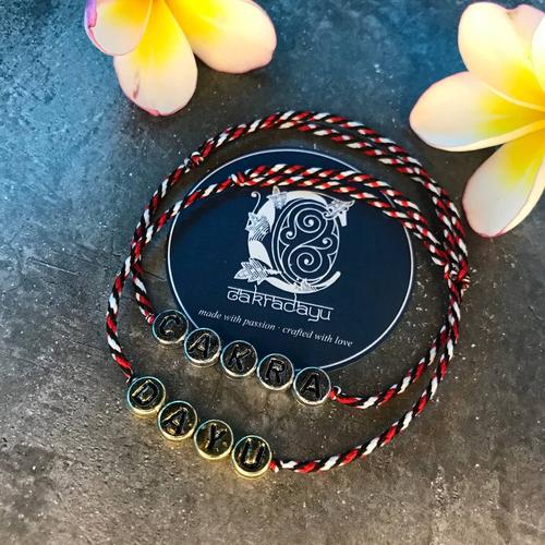 Jual CAKRADAYU Gelang Tridatu Couple Nama Inisial Alfabet asli khas ...