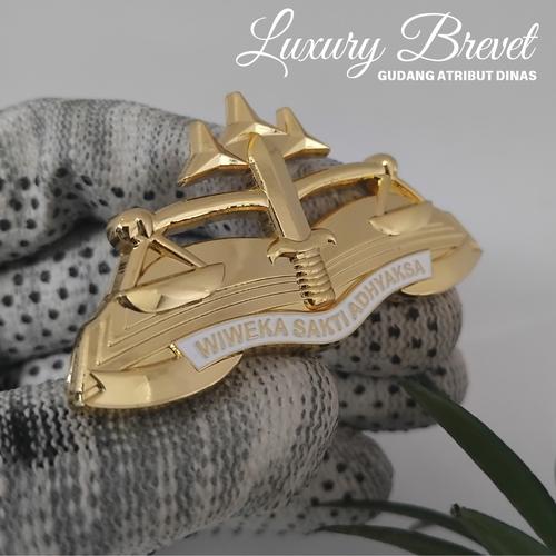 Jual Pin Penyidik WIWEKA JAKSA LUXURY / Pin KEWENANGAN JAKSA LUXURY ...