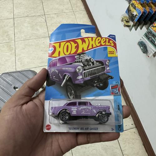 Jual Hot wheels chevy bel air gasser triassic five ungu - Kota Medan ...