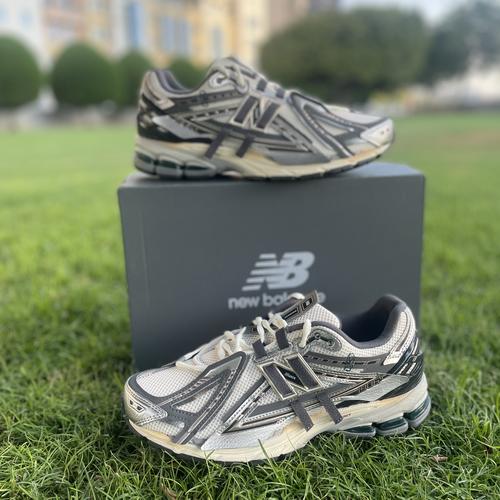 Jual New balance M 1906 AD silver - 11.5 - Kota Bandung ...