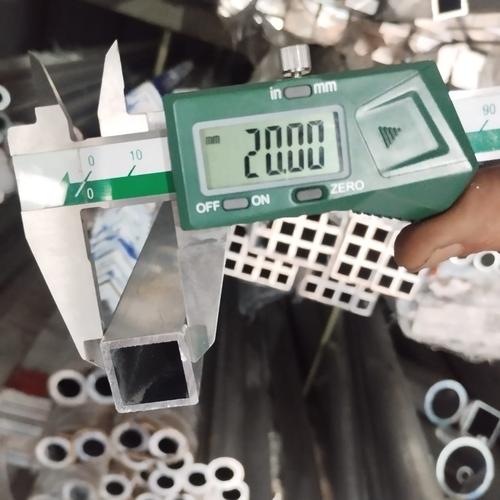 Jual hollow aluminium 20mm x 20mm tebal 2mm holo 2x2 - 1cm - Kota ...