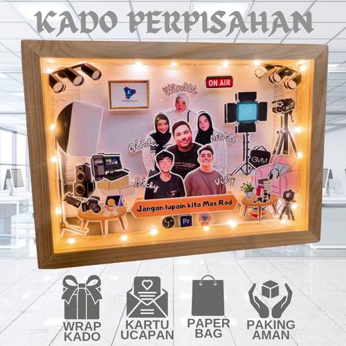 Jual Kado Perpisahan Hadiah Kantor / Frame Lampu Custom Farewell Gift ...