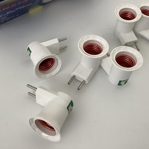 Jual Fitting Colokan Lampu Saklar On Off Warna Putih Sambungan Lampu ...