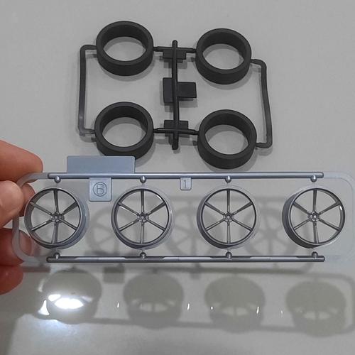 Jual Velg Ultra Large + Ban Ori Tamiya - Jakarta Utara - PINGGU SHOP ...