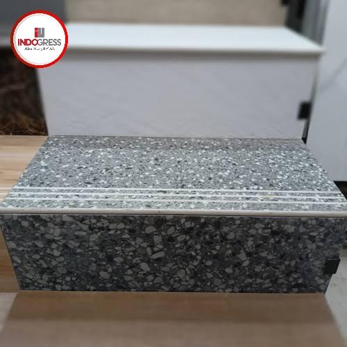 Jual granit pijakan anak tangga motif terazzo grey 30x60+20x60 1set ...