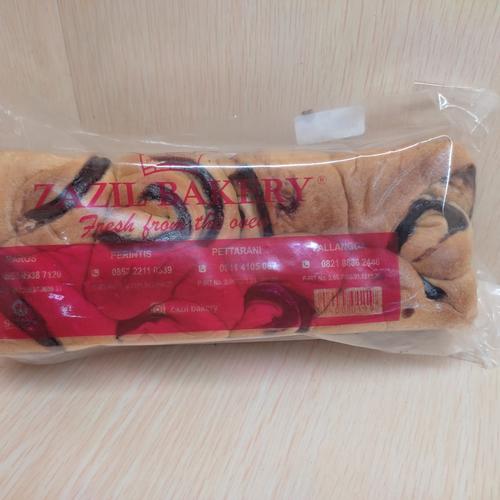 Jual Roti Cokelat Zazil Bakery - Kota Makassar - Zazil Bakery Pettarani ...
