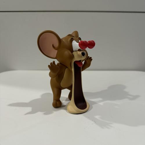 Jual Tom and Jerry Jaw Drop Soap Studio Art Toy (Back in Box) - Jakarta ...
