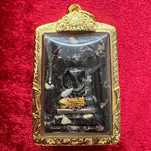Jual Amulet Phra Somdej Boon Burapha Mahalarp Roon Reak (1st Batch ...