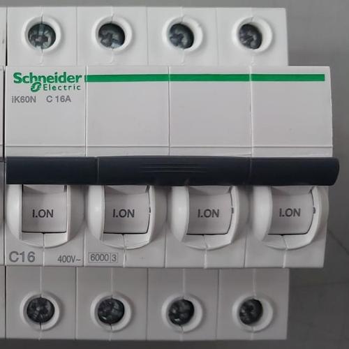 Jual MCB IK60N 4P 16A 6kA SCHNEIDER 4 Pole 16 Ampere Acti9 4 Phase ...