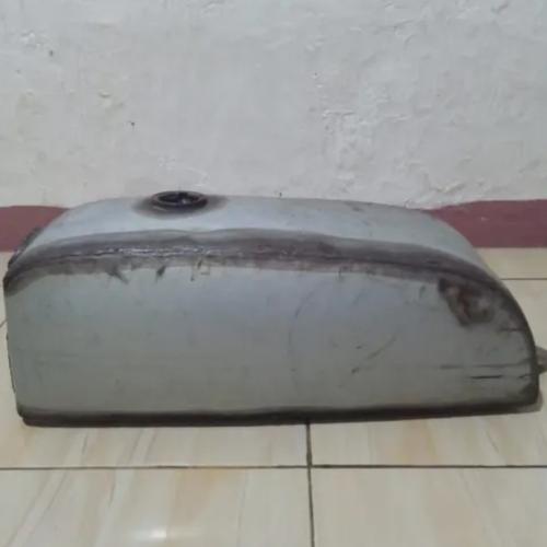 Jual tangki vinracer tangki caferacer tangki custom tangki bratstyle ...