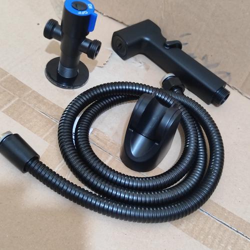 Jual paket jet shower Hitam kuda laut dan kran cabang double hitam ...