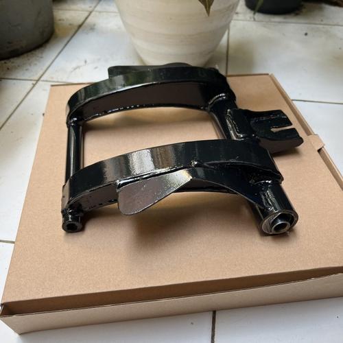Jual engine mounting custom mundur vario 125 dan vario 150 - 10cm ...