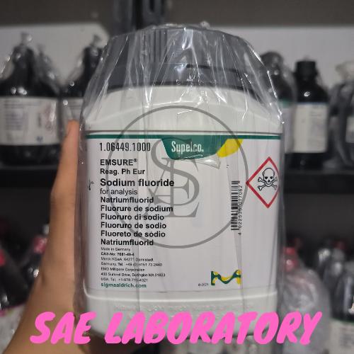 Jual SODIUM FLOURIDE /NATRIUM FLOURIDA / NaF PA MERCK 106449 REPACK 1gr ...