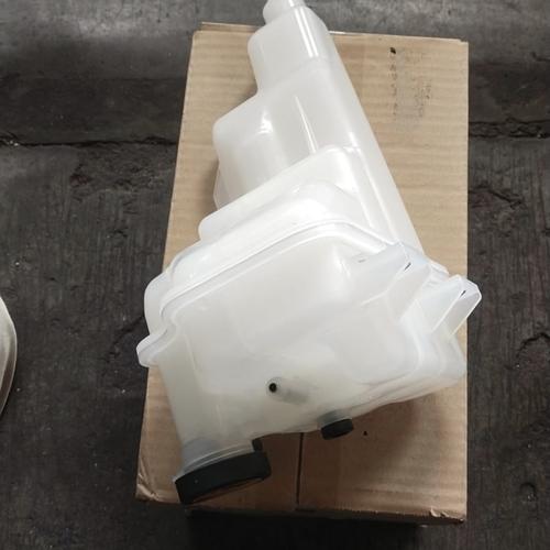 Jual TABUNG AIR CADANGAN RADIATOR INNOVA REBORN FORTUNER VRZ HILUX REVO ...