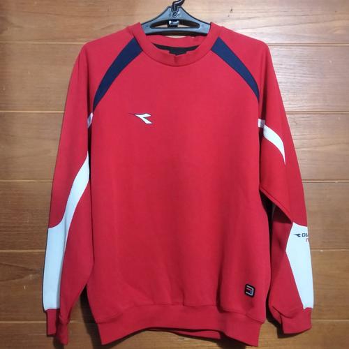 Jual Sweater Crewneck Merah Diadora - Kota Semarang - Endhis | Tokopedia