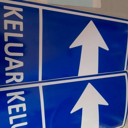 Jual Sticker Stiker Rambu sign jalan tanda panah arah masuk keluar ...