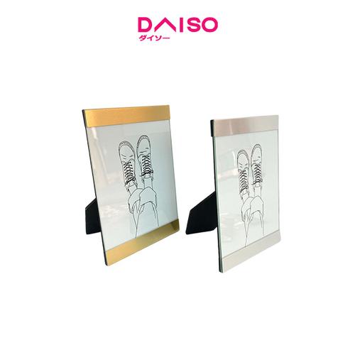 Jual Daiso Aluminum Photo Frame -Postcard- - Gold - Jakarta Pusat ...