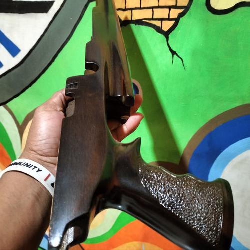 Jual kayu popor ukiran Ataman Minion Gen 2 - Kab. Subang - Akillz ...