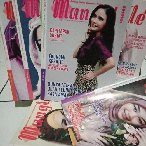 Jual Buku majalah mangle basa sunda 24 buku tahun 2024 - Kota Bandung - Toko Buku Buana | Tokopedia