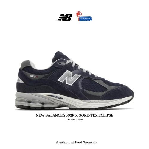 Promo Sepatu Sneakers Pria NEW BALANCE 2002R X GORE-TEX ECLIPSE NAVY ...