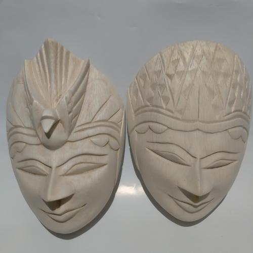Jual media melukis topeng kayu model merak panji ukuran S - panji - Kab ...