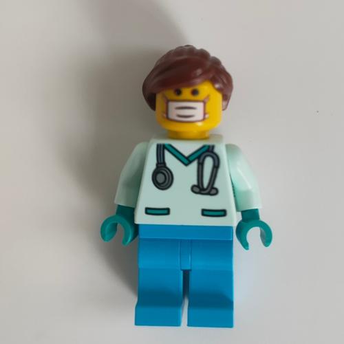 Jual Lego minifigure woman doctor / dokter / surgeon / paramedic with ...