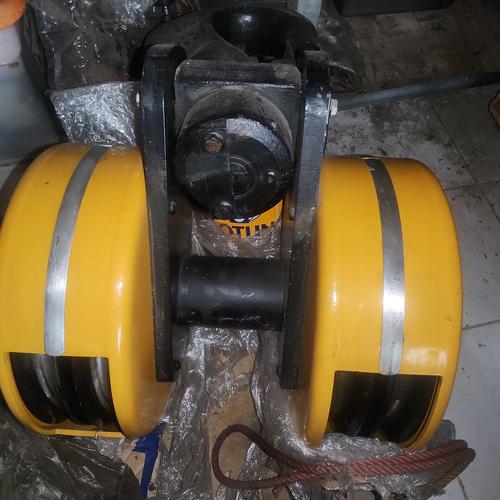 Jual Bottom Block Hoist DEMAG Cap.16-20 Ton Reiving 8/1 Original Baru ...