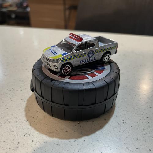 Jual MAJORETTE TOYOTA HILUX POLICE MAJORETTE POMADE RARE - Jakarta ...