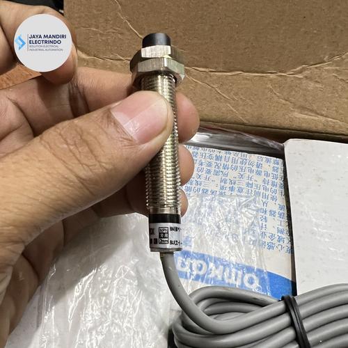 Jual PROXIMITY SENSOR 2 WIRE M10 PNP 5V DC 100mA - Kota Bandung - Jaya ...