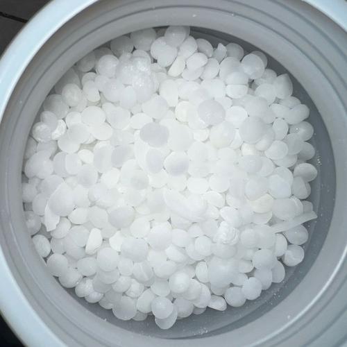 Jual NATRIUM HIDROKSIDA / SODIUM HYDROXIDE / SODA API / NAOH TEKNIS 1KG ...