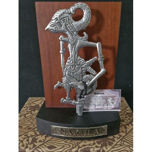 Jual Wayang Nakula Plakat - Plakat Wayang Pajangan Meja - Souvenir ...