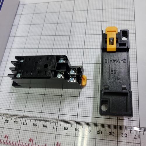Jual soket relay omron pyf 08a socket relay omron my2n my-2yf 08a 8pin ...