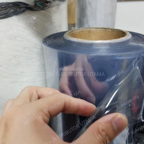 Jual Plastik Tebal Bening Alas Meja Souvenir Sampul Sofa Mika Kaku Lentur - Kaku 0,2 mm ...