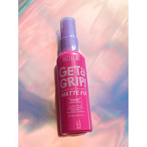 Jual DAZZLE ME Get A Grip! Setting Spray Matte Fix - Kota Medan ...