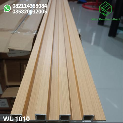Jual WPC Wall Panel Dekorasi Dinding Motif Kayu Jati Muda Premium ...
