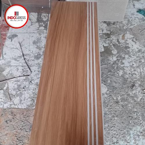 Jual granit pijakan anak tangga motif kayu 30x120 step nosing custom ...