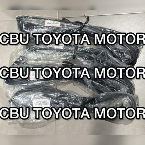 Jual RUN CHANNEL FRONT REAR GLASS DOOR KARET KACA NEMPEL DI PINTU DEPAN ...