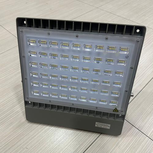 Jual Lampu Sorot Led Tembak Led 100W 100 Watt Model Seperti Philips ...