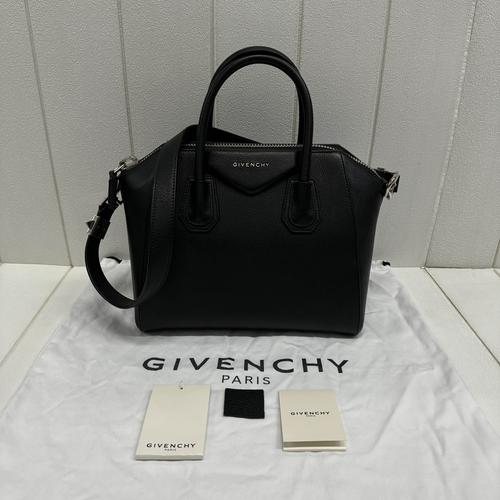 Promo GIVENCHY Paris Antigona Black Grained Small Tas Handbag - Kota ...