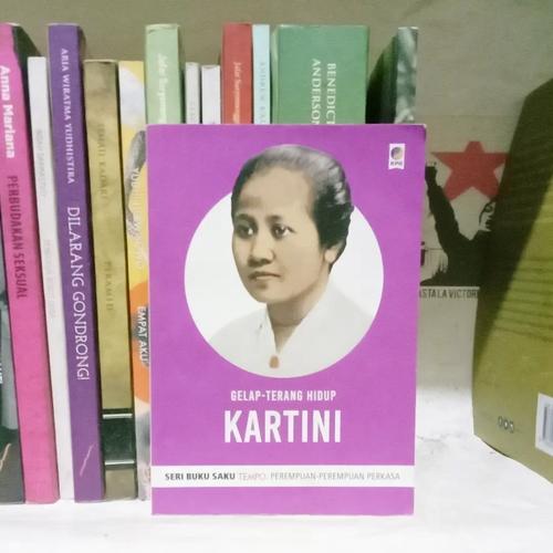 Jual Seri Buku Saku TEMPO: Gelap Terang Hidup Kartini by Leila S. Chudori, dll - Kota Surabaya ...