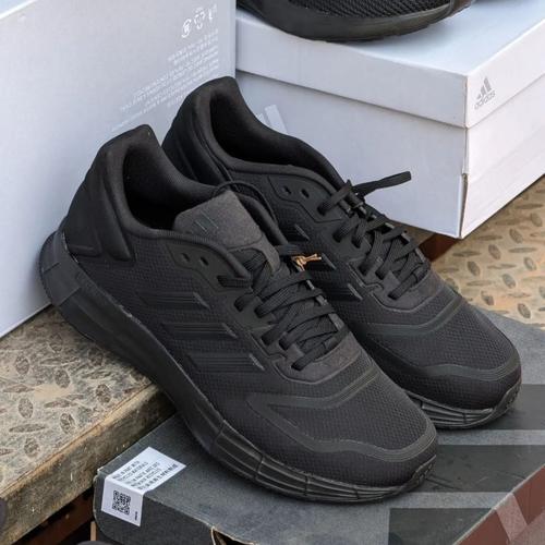 Jual sepatu sneakers pria adidas duramo 10 all black - Hitam, 44 - Kab ...