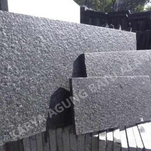 Jual Batu Andesit Bakar 40x40cm - Kota Bekasi - Karya Agung Batu Alam ...