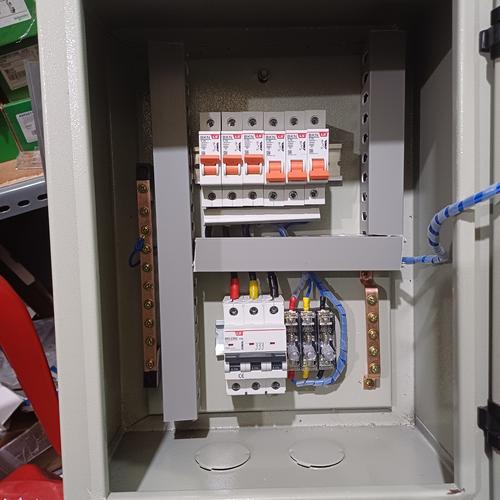 Jual Panel Listrik 3phass 50A LS Panel Listrik Jadi - Jakarta Pusat ...