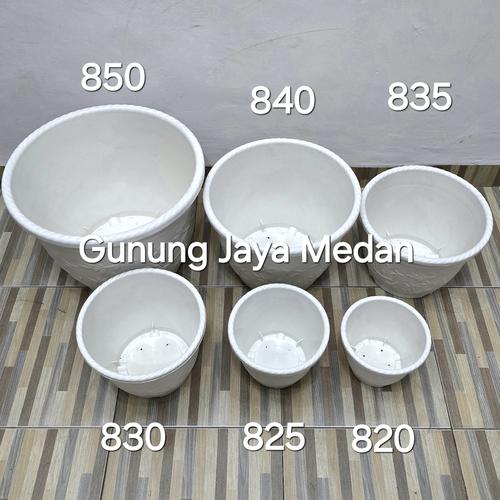 Jual Pot Bunga Plastik Tebal Putih Timbul Anti Pecah Lengkap Ukuran ...