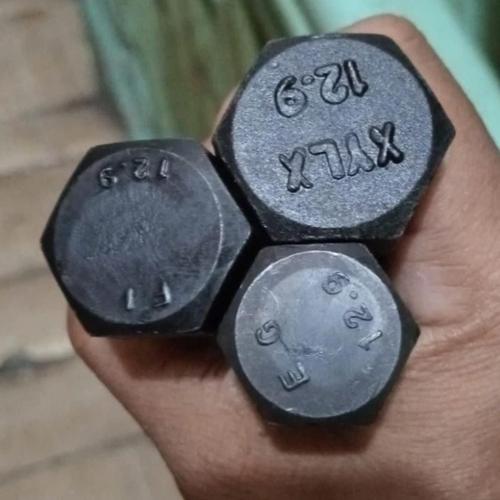 Jual baut mur baja 12.9 m30 x 150 half drat pitch 3.5 - Jakarta Barat ...