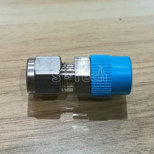 Jual Swagelok Male Connector 1/4" OD Tube x 1/4" Male NPT p/n. SS-400-1 ...
