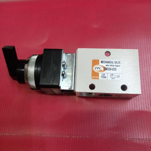 Jual MECHANICAL VALVE PNEUMATIC TPC DM330-02S (1/4") - Jakarta Barat - pneumatic inti jaya ...