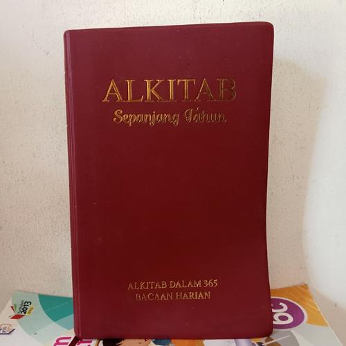 Jual ALKITAB SEPANJANG TAHUN ALKITAB DALAM 365 BACAAN HARIAN - Kota ...