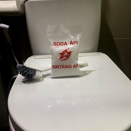 Jual Soda Api / Caustic Soda Flakes / Soda Api Bintang Api 1/2KG ...