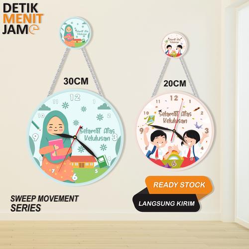 Promo JAM DINDING 30CM GANTUNG KAYU EDISI HADIAH UNTUK WISUDA SEKOLAH ...